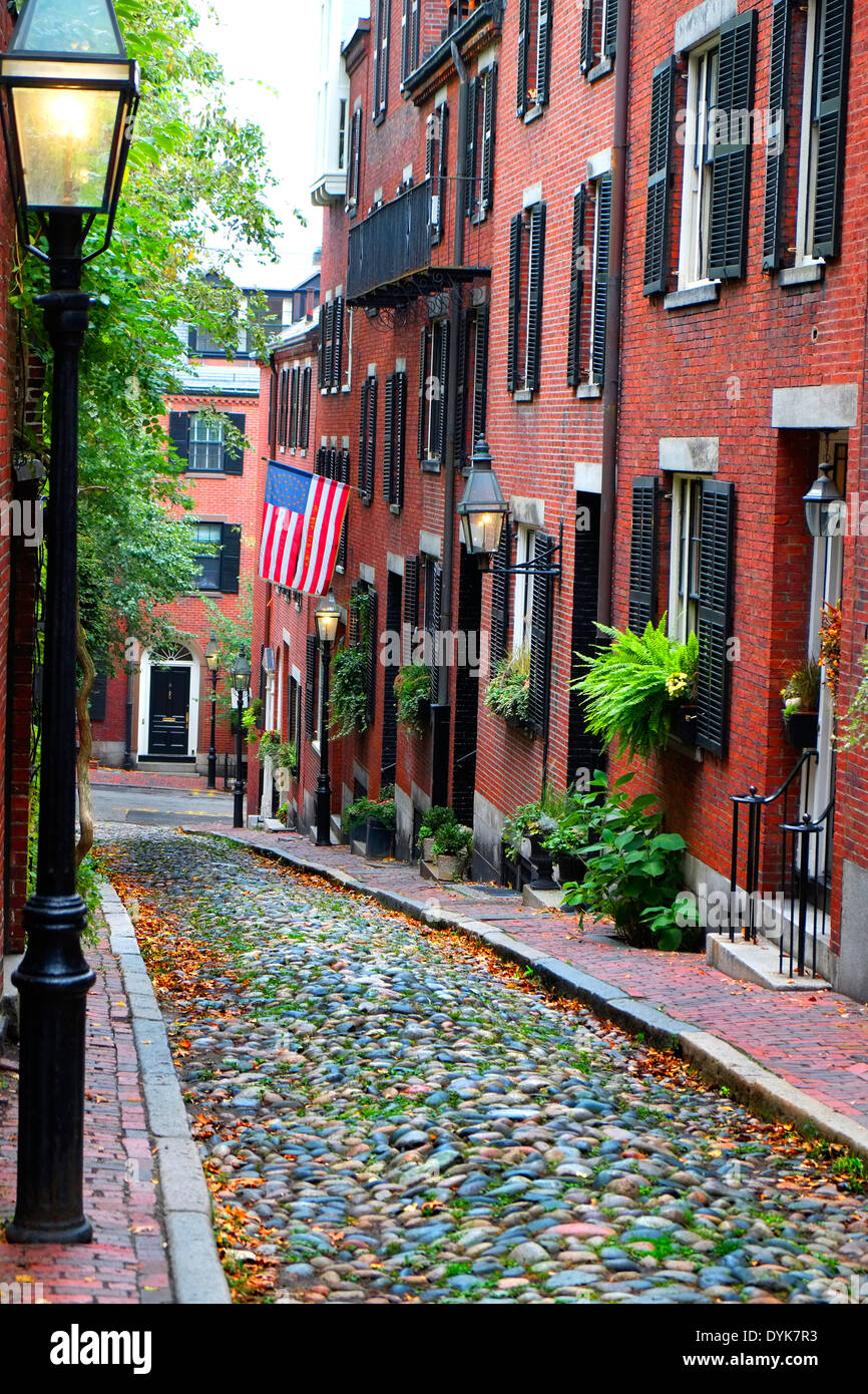 Acorn Street Boston Stock Photos & Acorn Street Boston Stock Images - Alamy