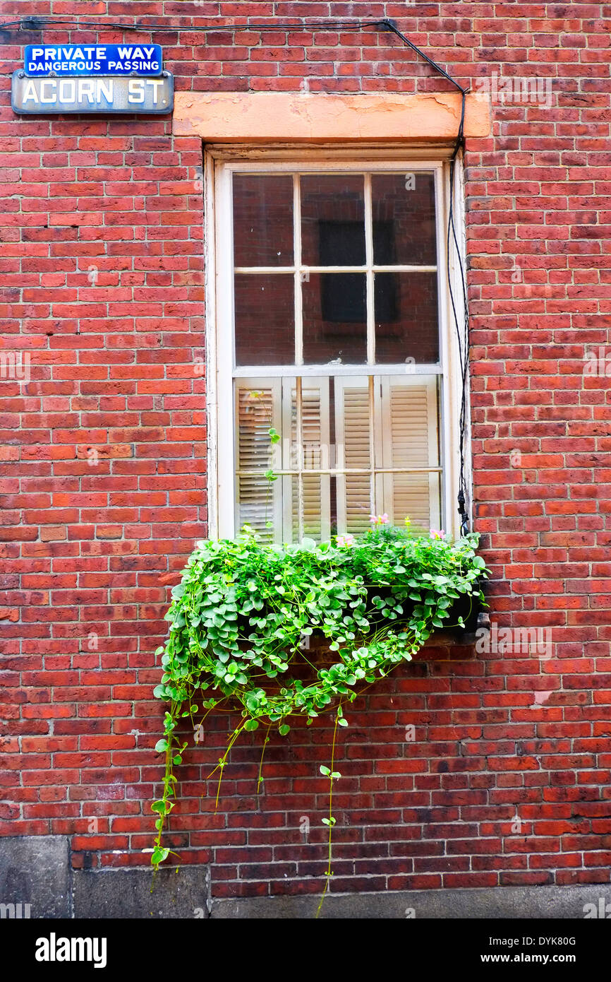 Famous historic Beacon Hill neighborhood in downtown Boston ...