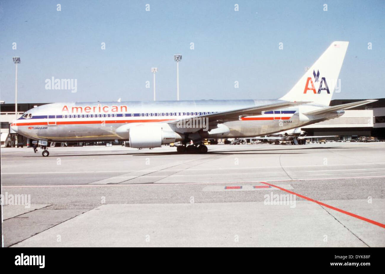 The Boeing 767 is a wide-body twin-engine jet airliner, used ...