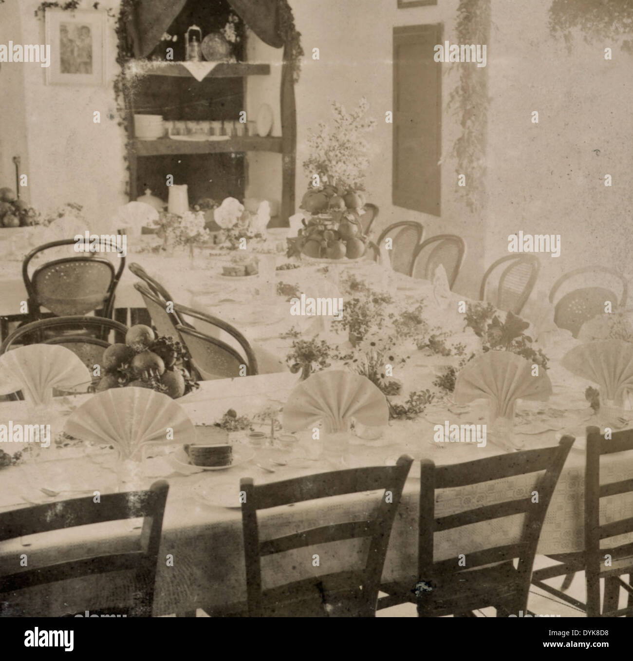 Table set for Wedding Dinners, circa 1900 Stock Photo - Alamy