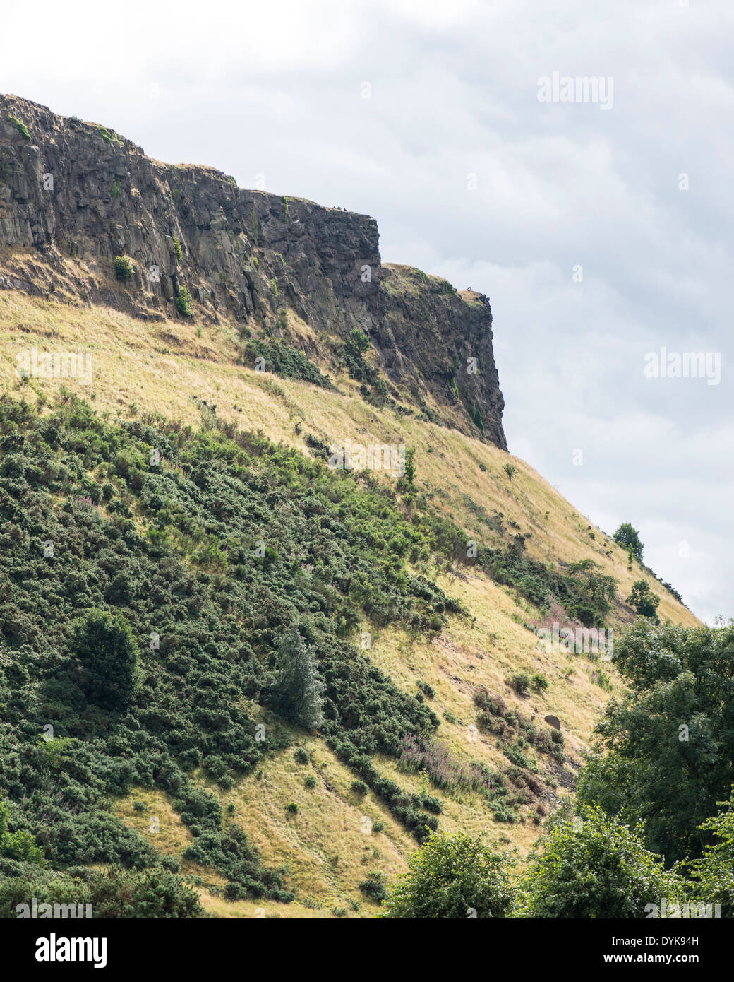 Salisbury Crags, Edinburgh Stock Photo - Alamy