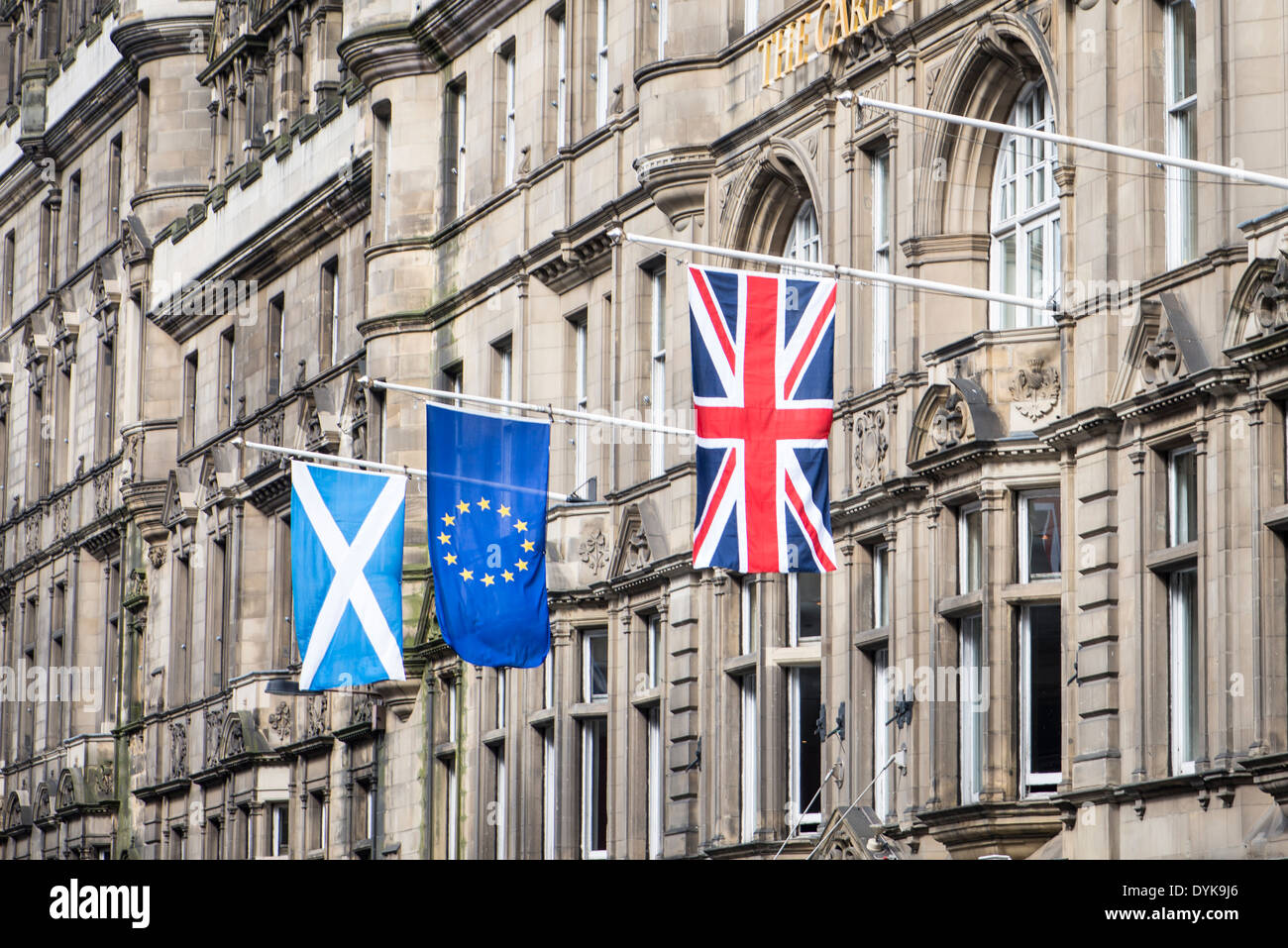 Flags edinburgh hi-res stock photography and images - Alamy