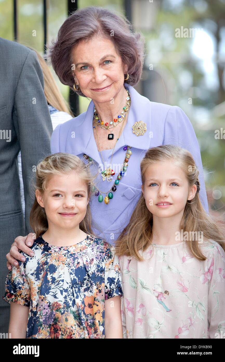 Queen Sofia, Princess Leonor (r) and Princess Sofia (l) attend the Easter mass at the cathedral ...
