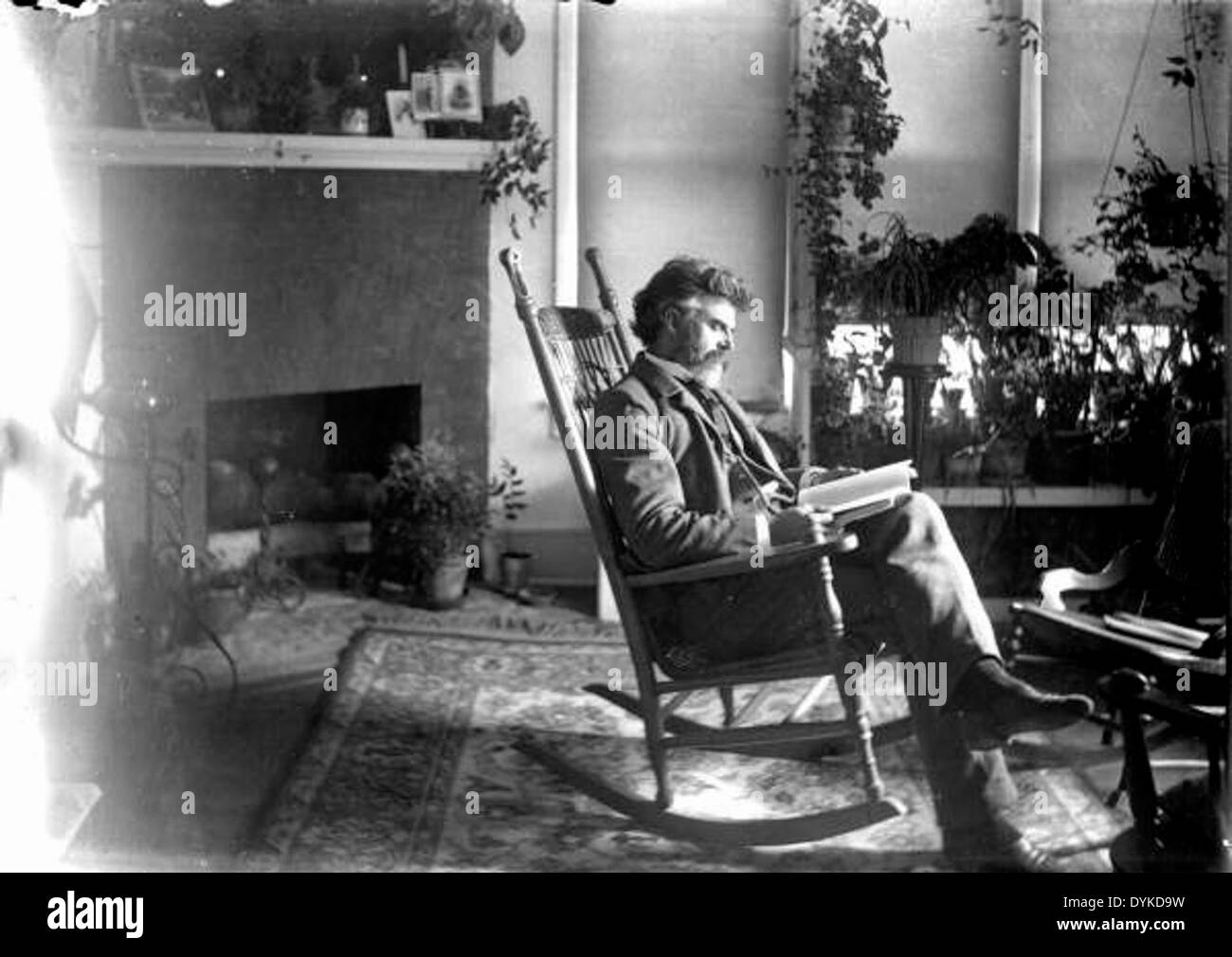 Older carpets hi-res stock photography and images - Alamy