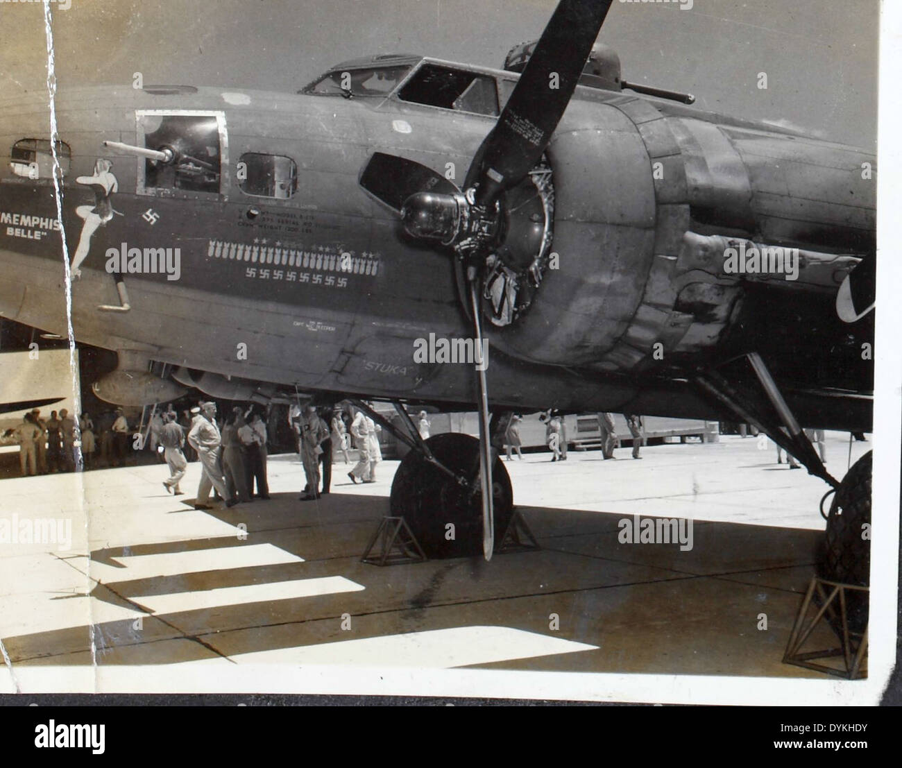 Memphis belle b 17 flying fortress hi-res stock photography and images ...