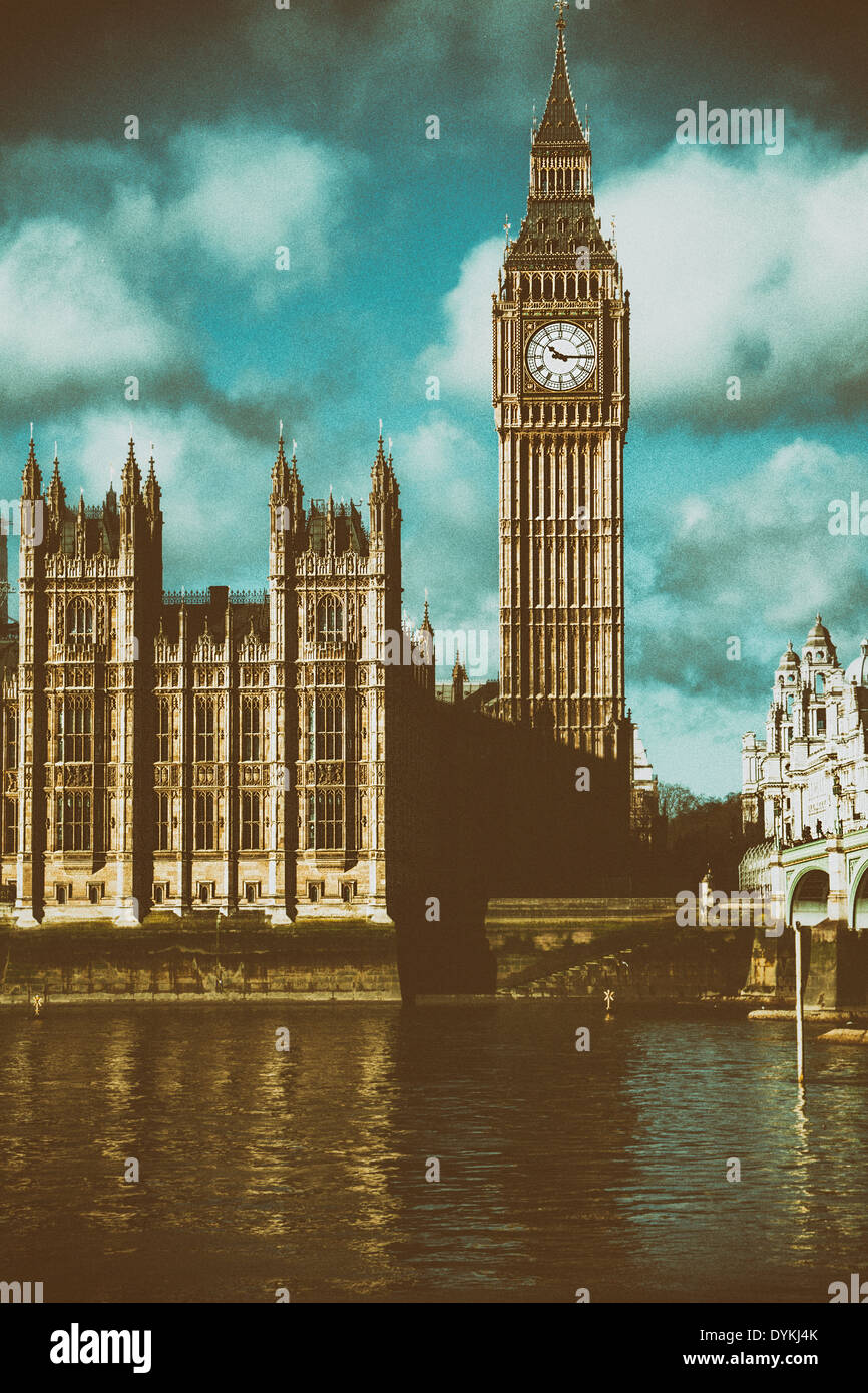 Big ben london houses hi-res stock photography and images - Alamy