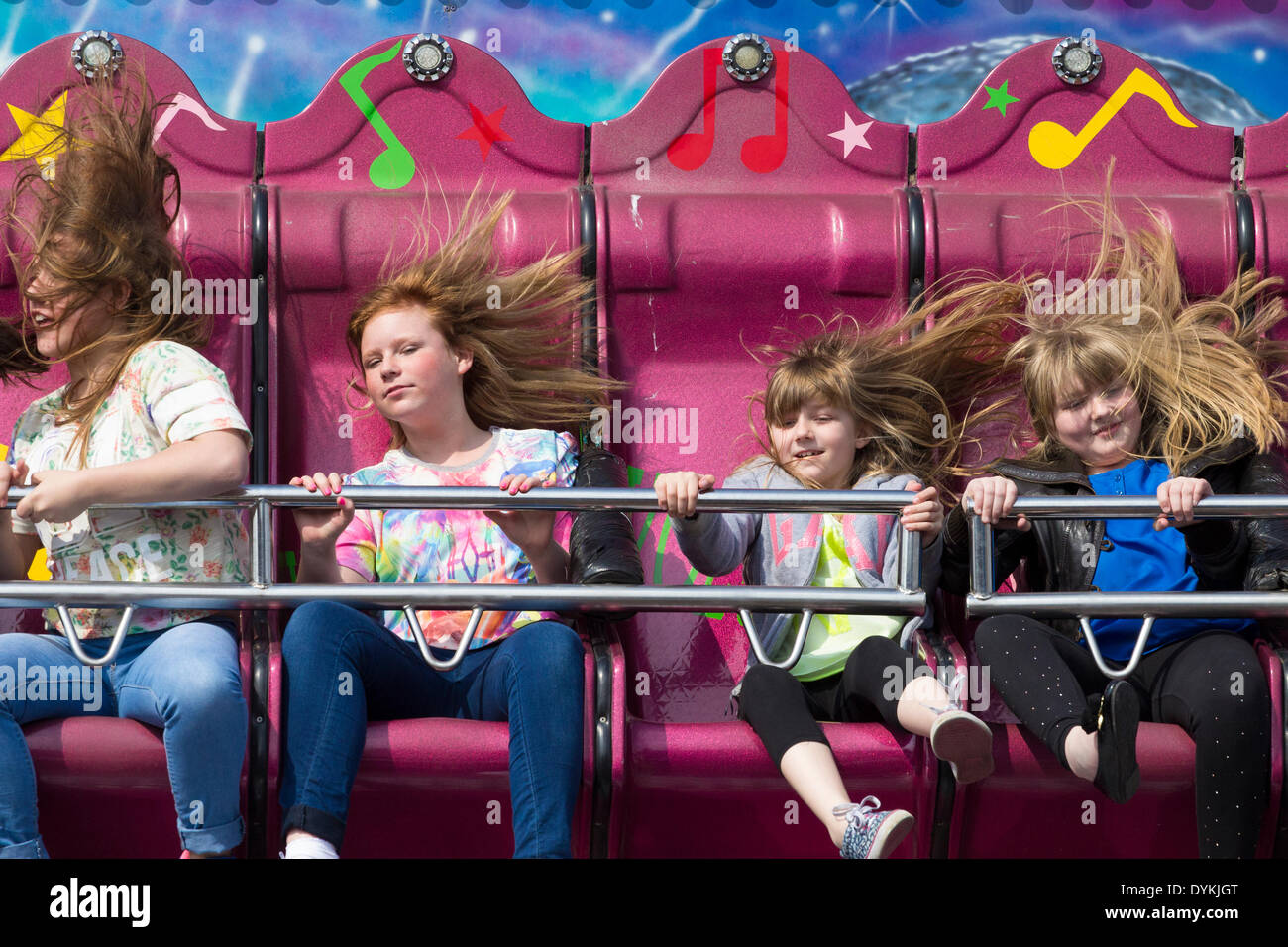 Happy uk hi-res stock photography and images - Alamy