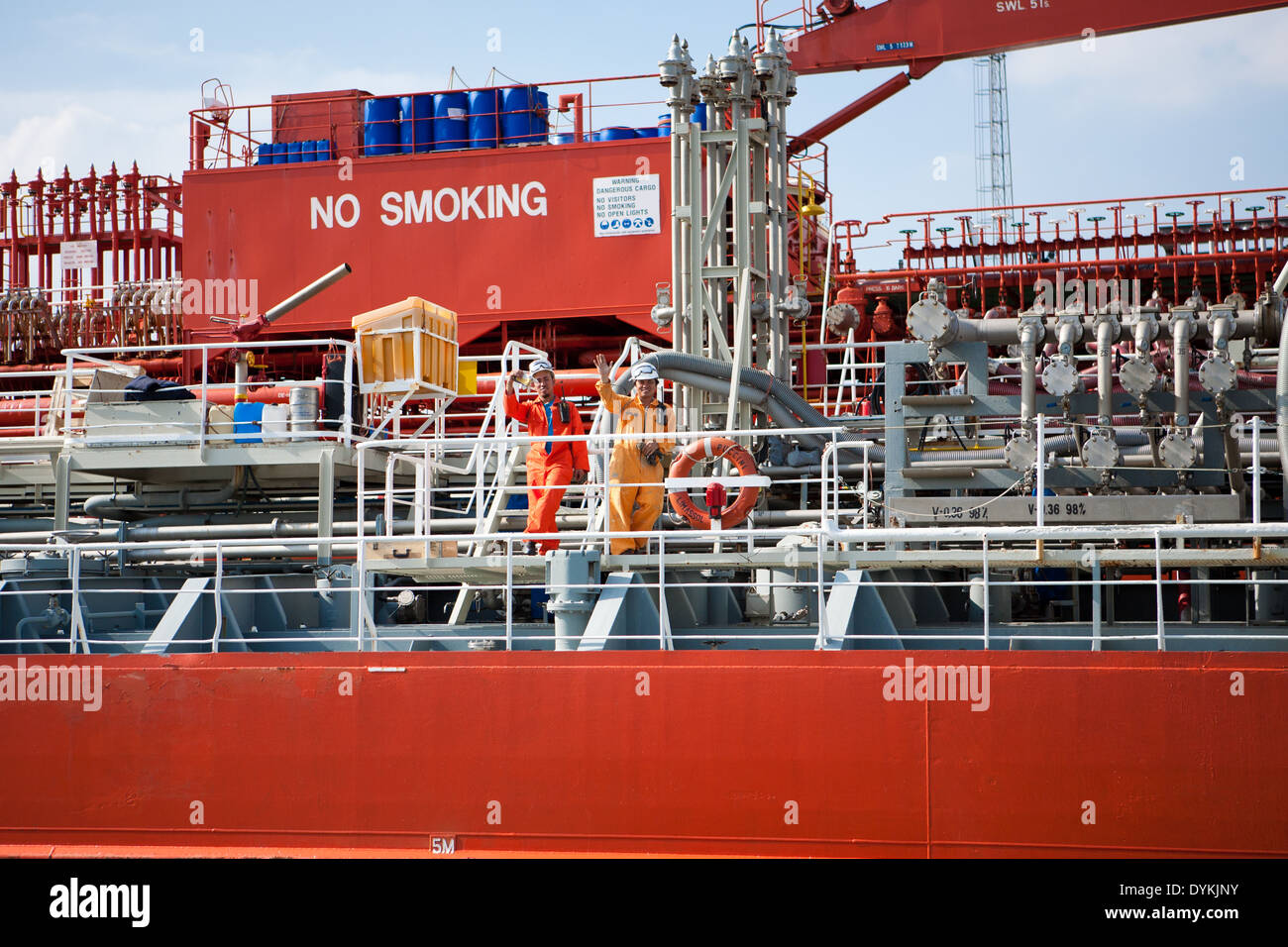 Tanker ship hi-res stock photography and images - Alamy