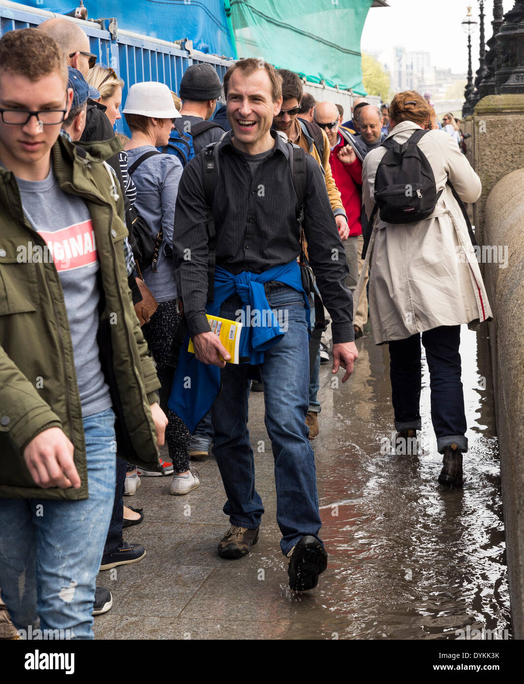 Overflowi hi-res stock photography and images - Alamy