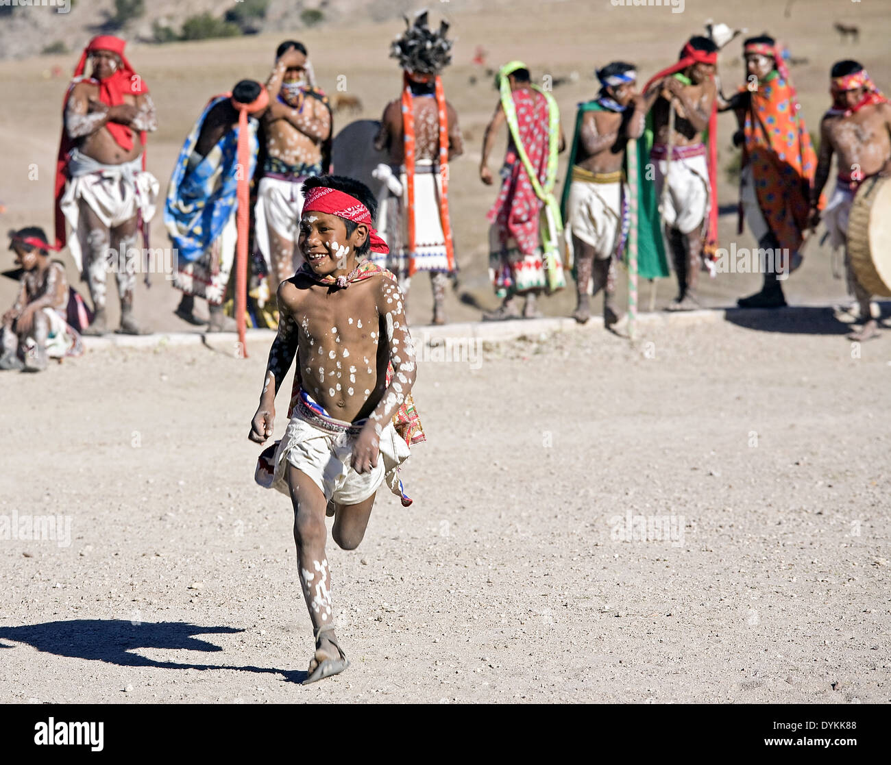 Tarahumara indians running hi-res stock photography and images - Alamy