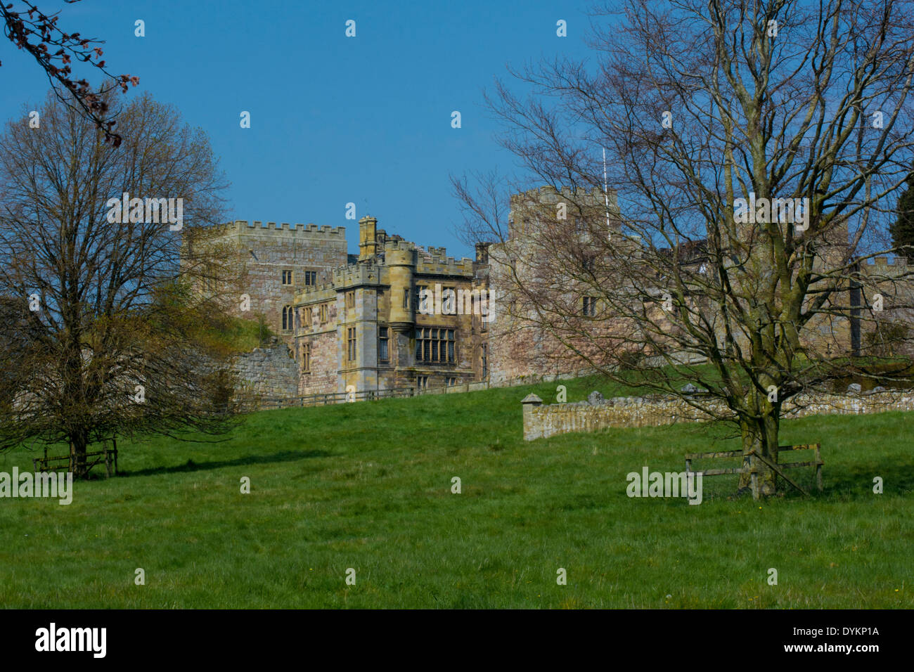 Ford castle hi-res stock photography and images - Alamy
