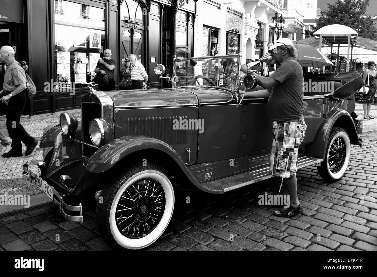 Vintage car tour in Prague Stock Photo - Alamy