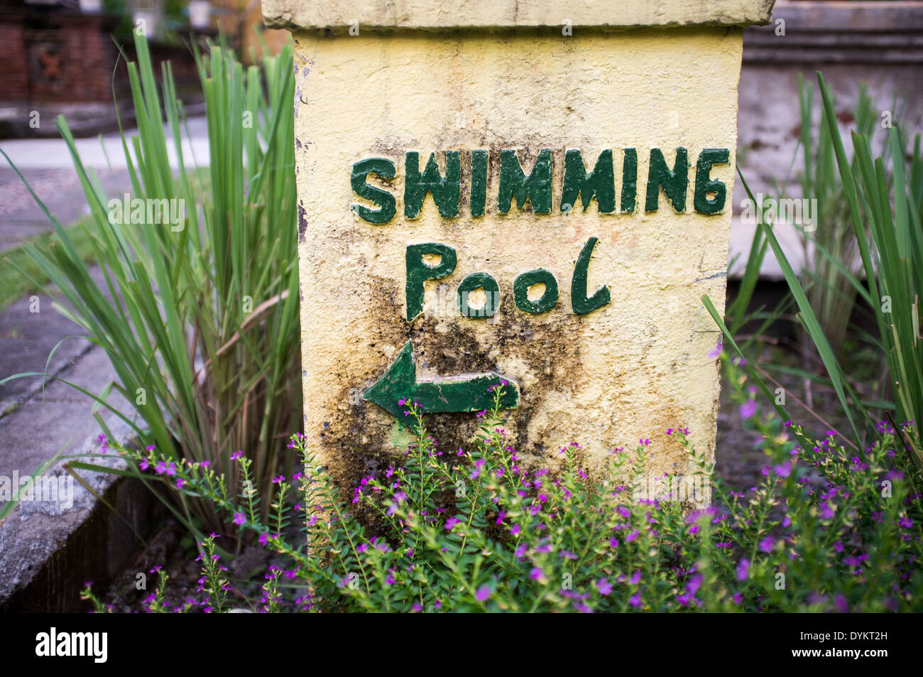 Swimming pool direction sign hi-res stock photography and images - Alamy