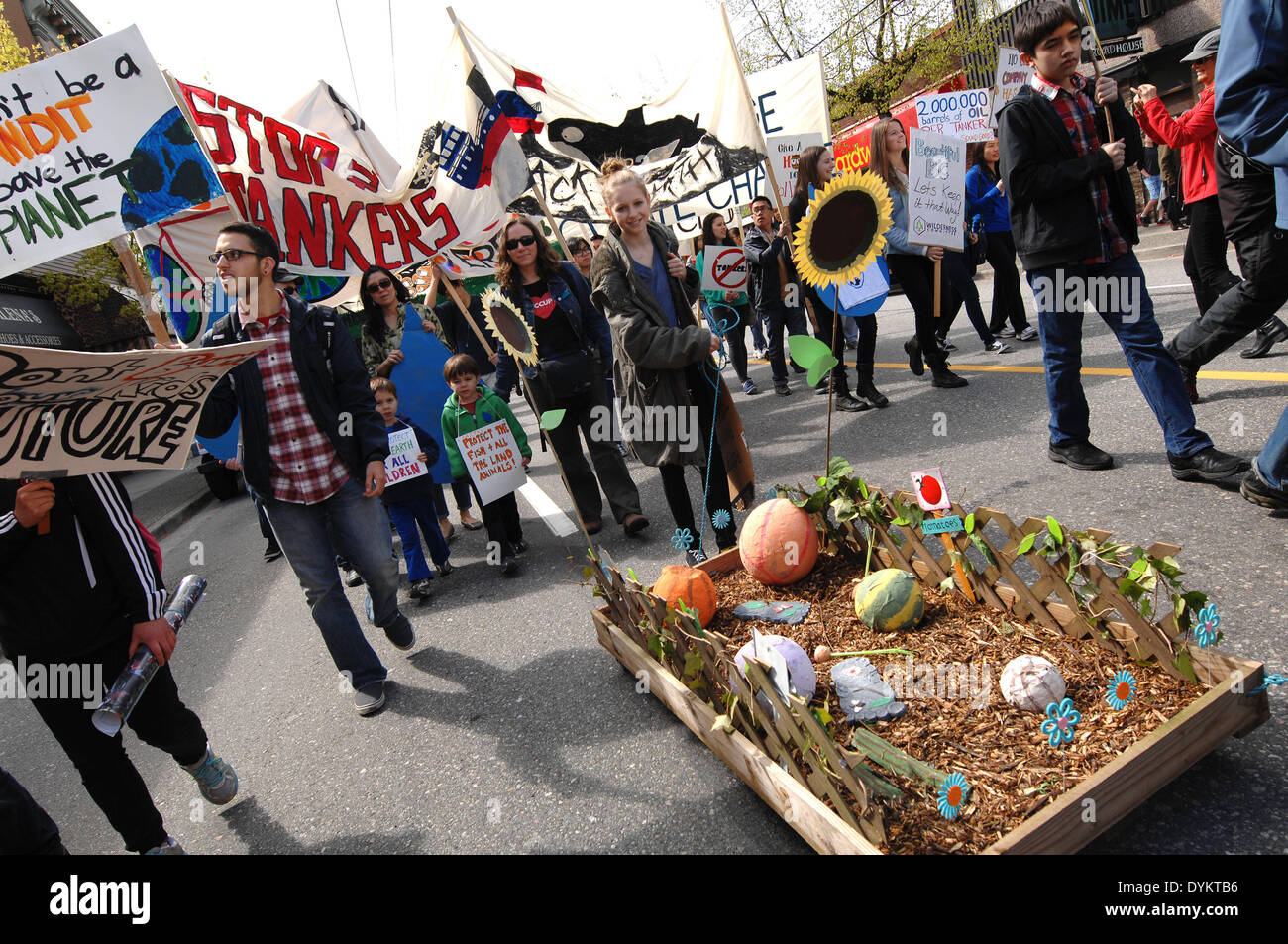 Bring to attention hi-res stock photography and images - Alamy