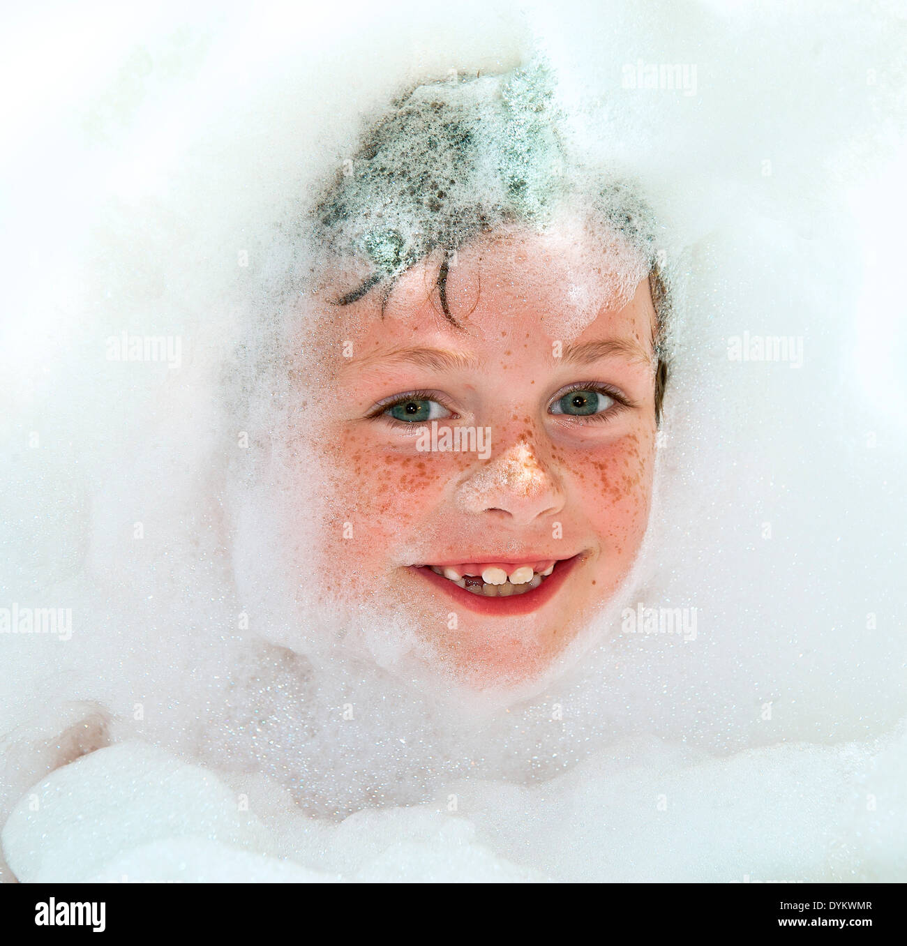 Bubble baths hi-res stock photography and images - Alamy