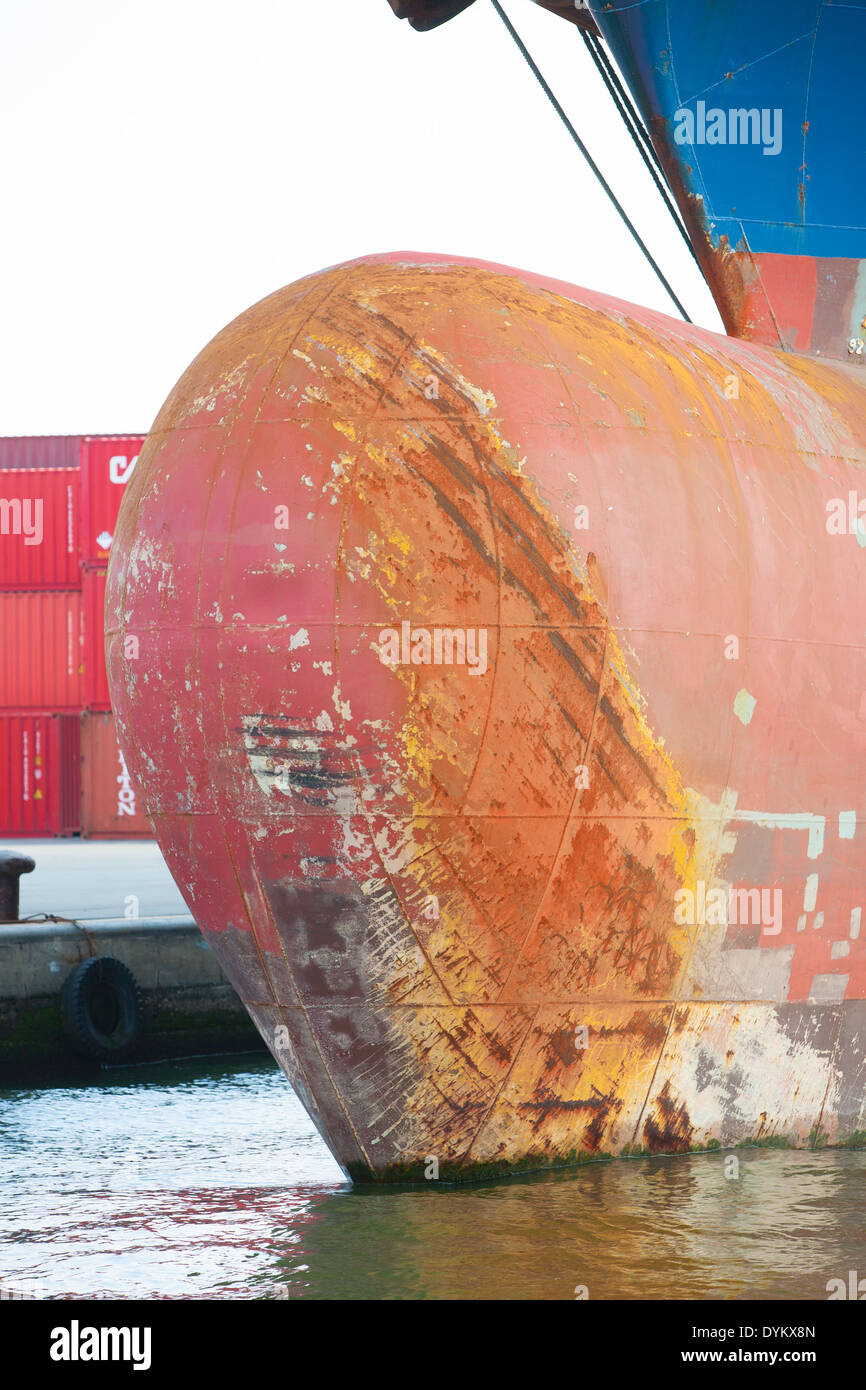 Ship bow design hi-res stock photography and images - Alamy