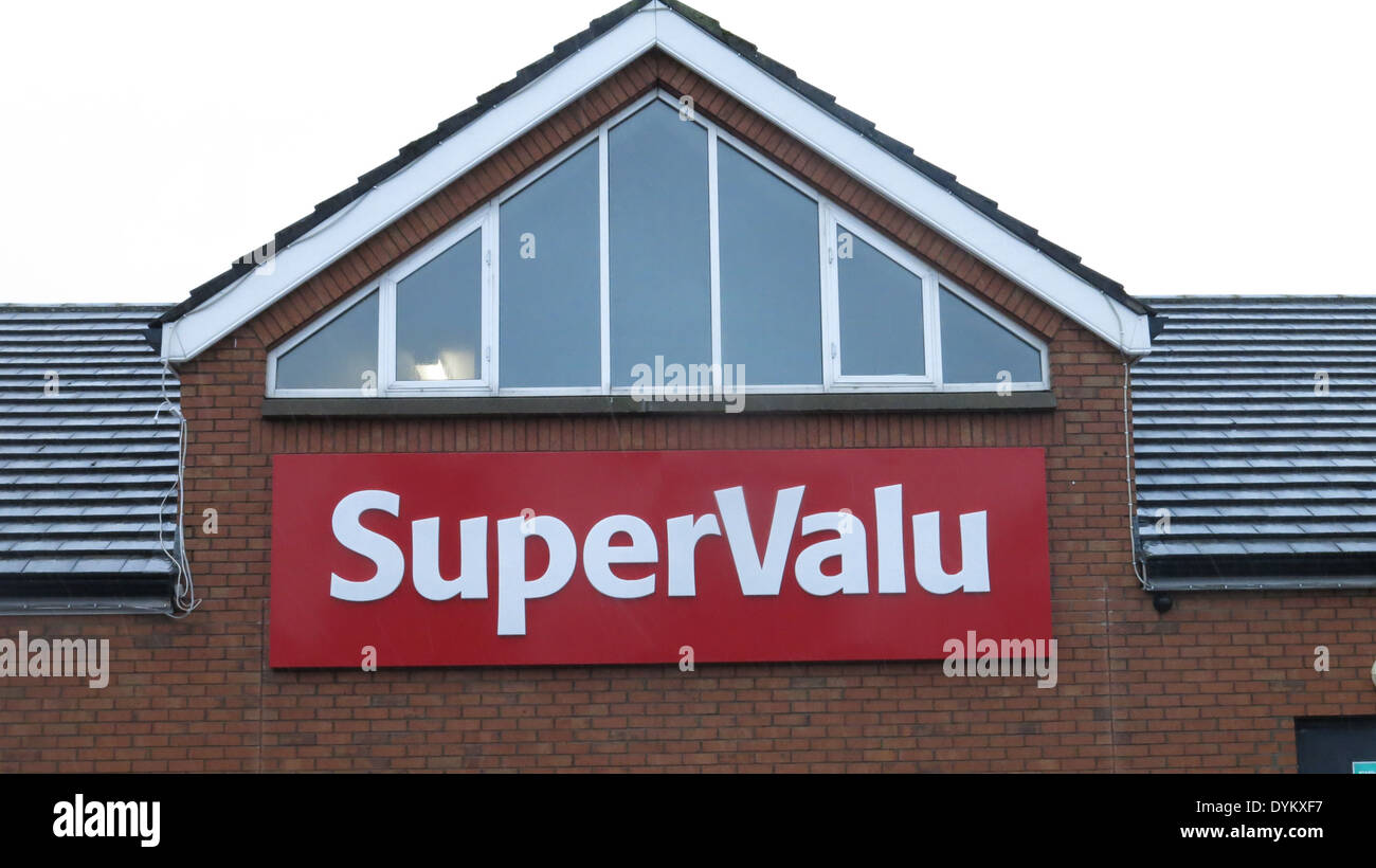 Supervalu ireland hi-res stock photography and images - Alamy