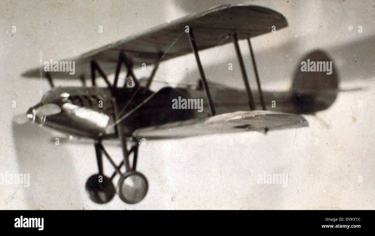 The 1927 Waco Ten, powered by the OX-5 engine, is featured in the ...