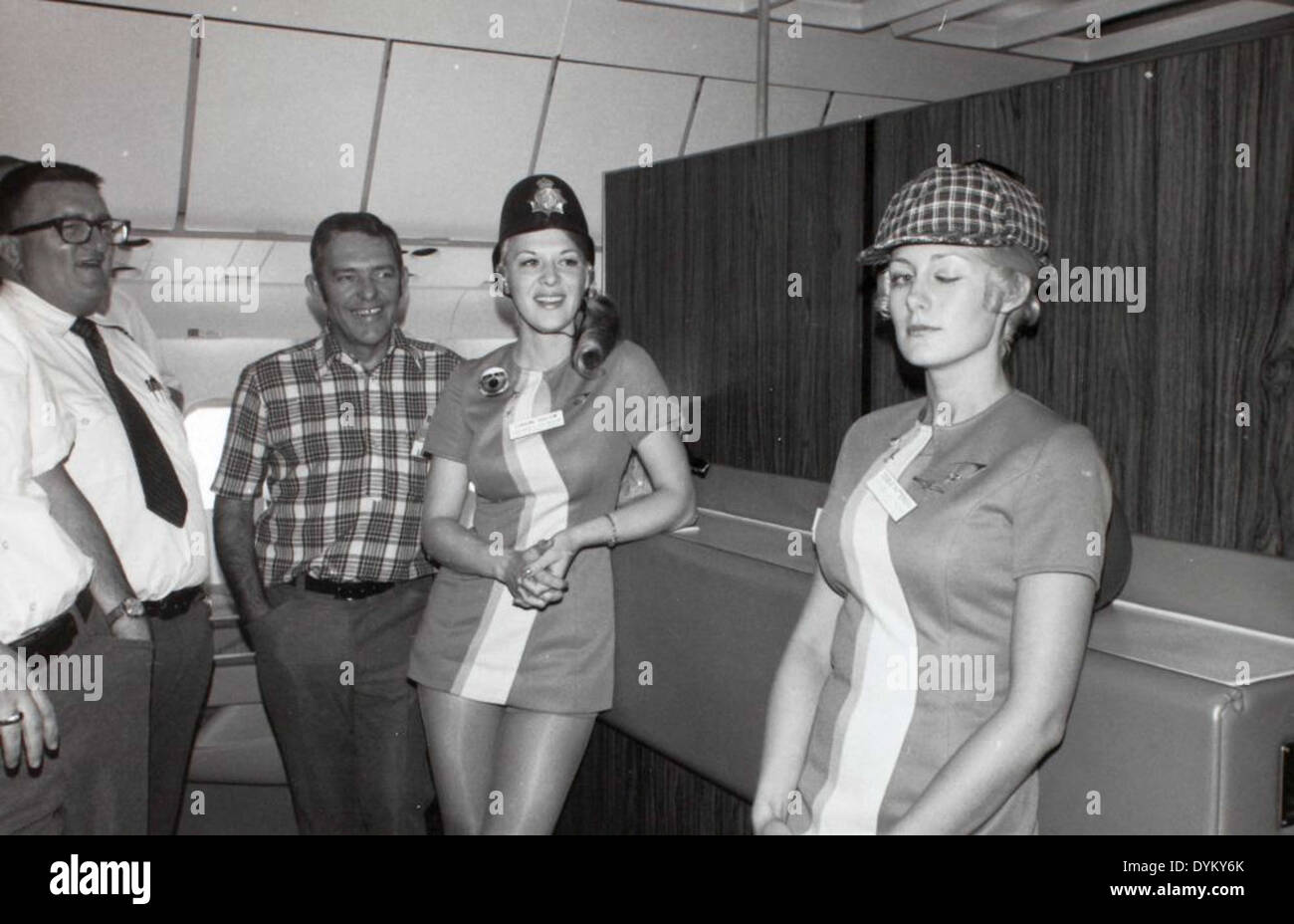 This image depicts a PSA Airlines aircraft, a regional airline in the ...