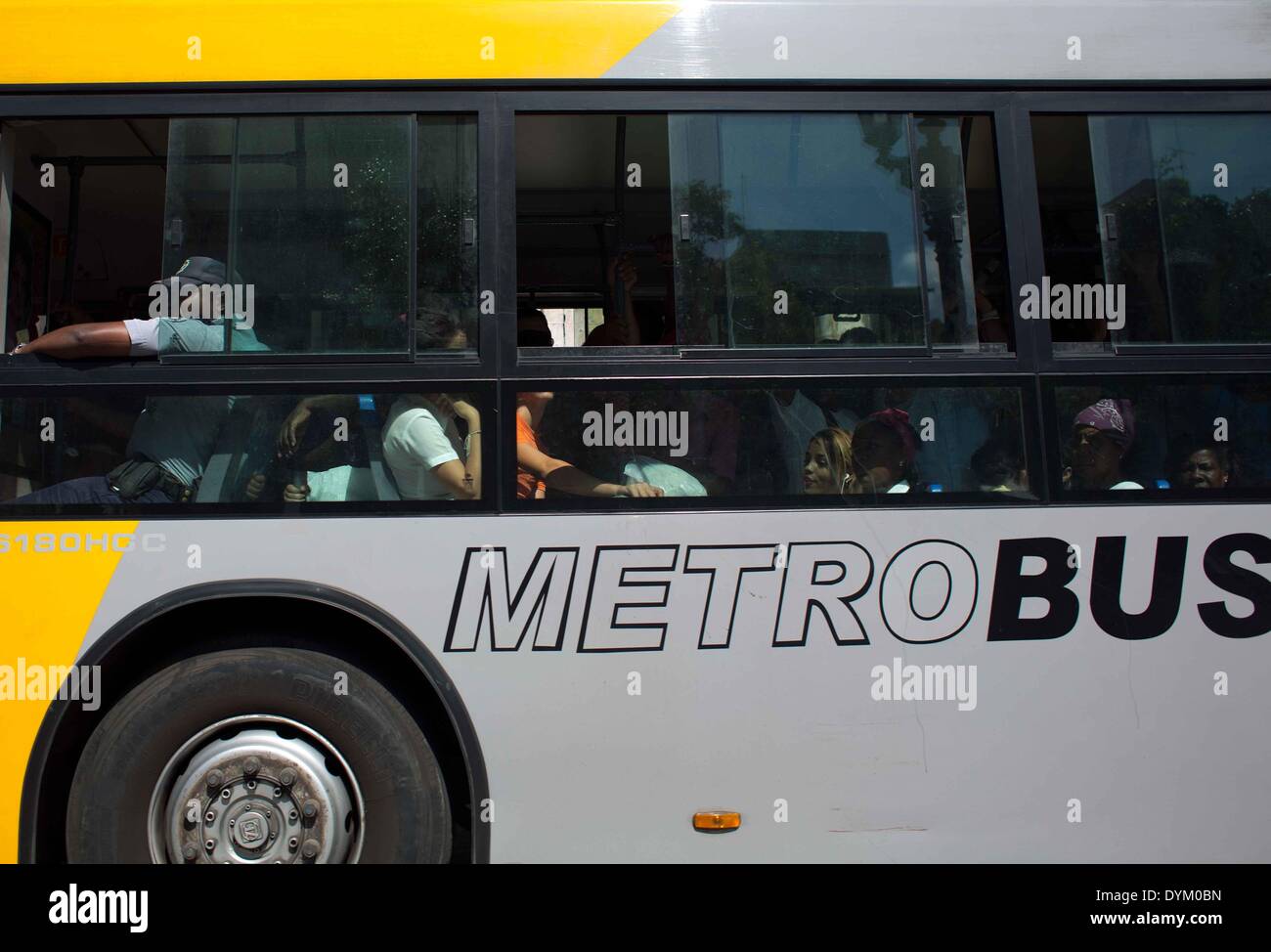 Havana, Cuba. 21st Apr, 2014. Citizens travel on metrobus in Havana ...