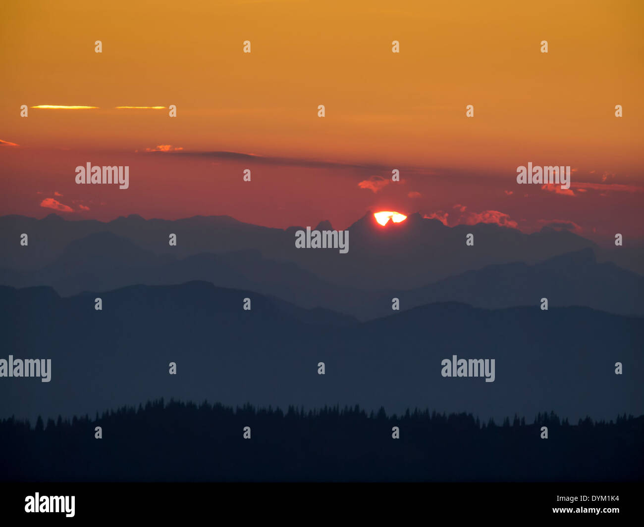 Beautiful sunset view hi-res stock photography and images - Alamy