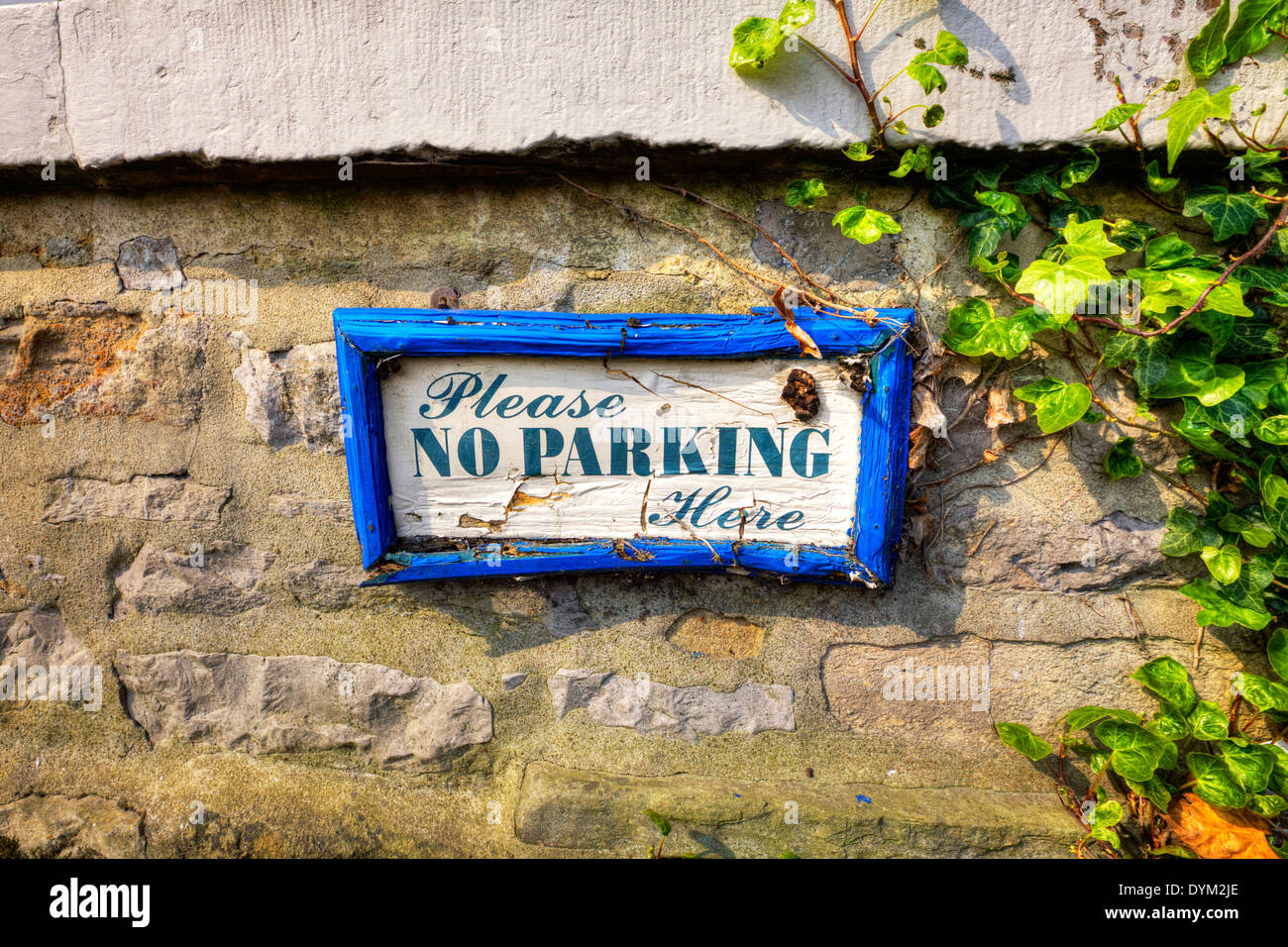 Old No Parking Sign High Resolution Stock Photography and Images - Alamy