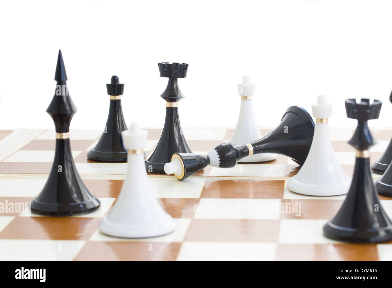 checkmate white defeats black quinn Stock Photo - Alamy