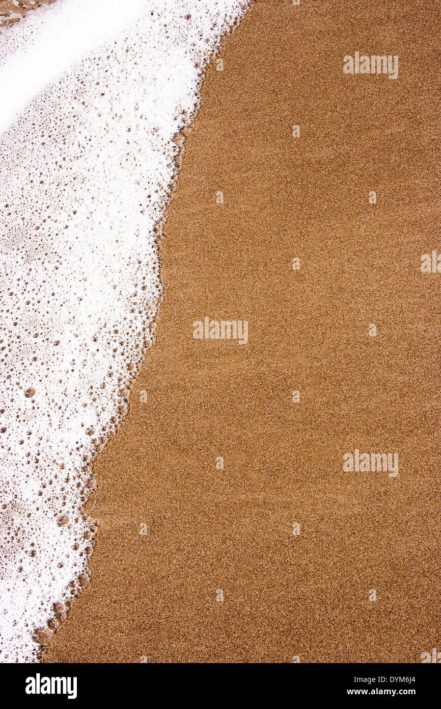 Beach background. Wave and sand border Stock Photo - Alamy