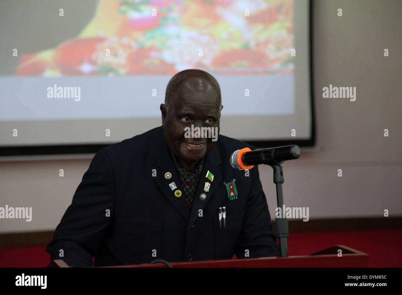 (140422) -- LUSAKA, April 22, 2014 (Xinhua) -- Zambian former president ...