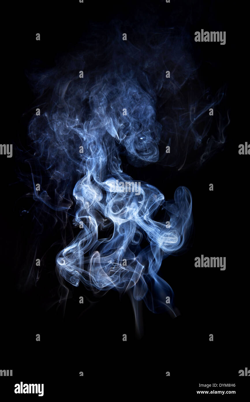 Smoke isolated on black background. Dark abstract background Stock ...