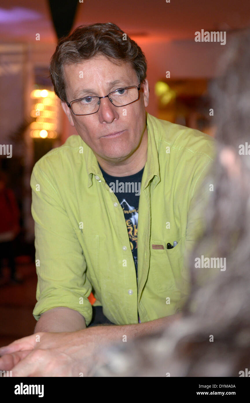 Richard taylor lord of the rings hi-res stock photography and images ...