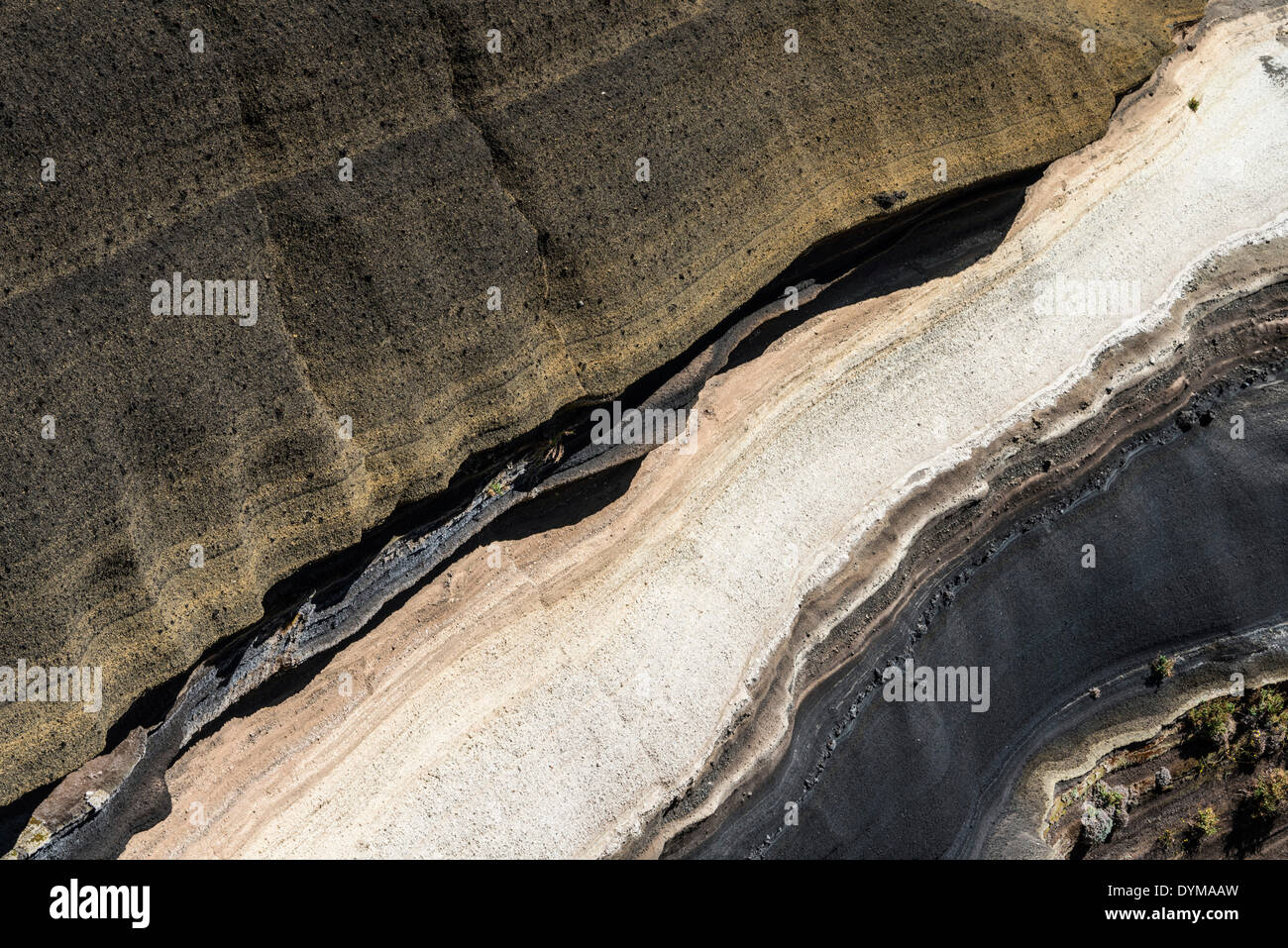 Layers of lava hi-res stock photography and images - Alamy