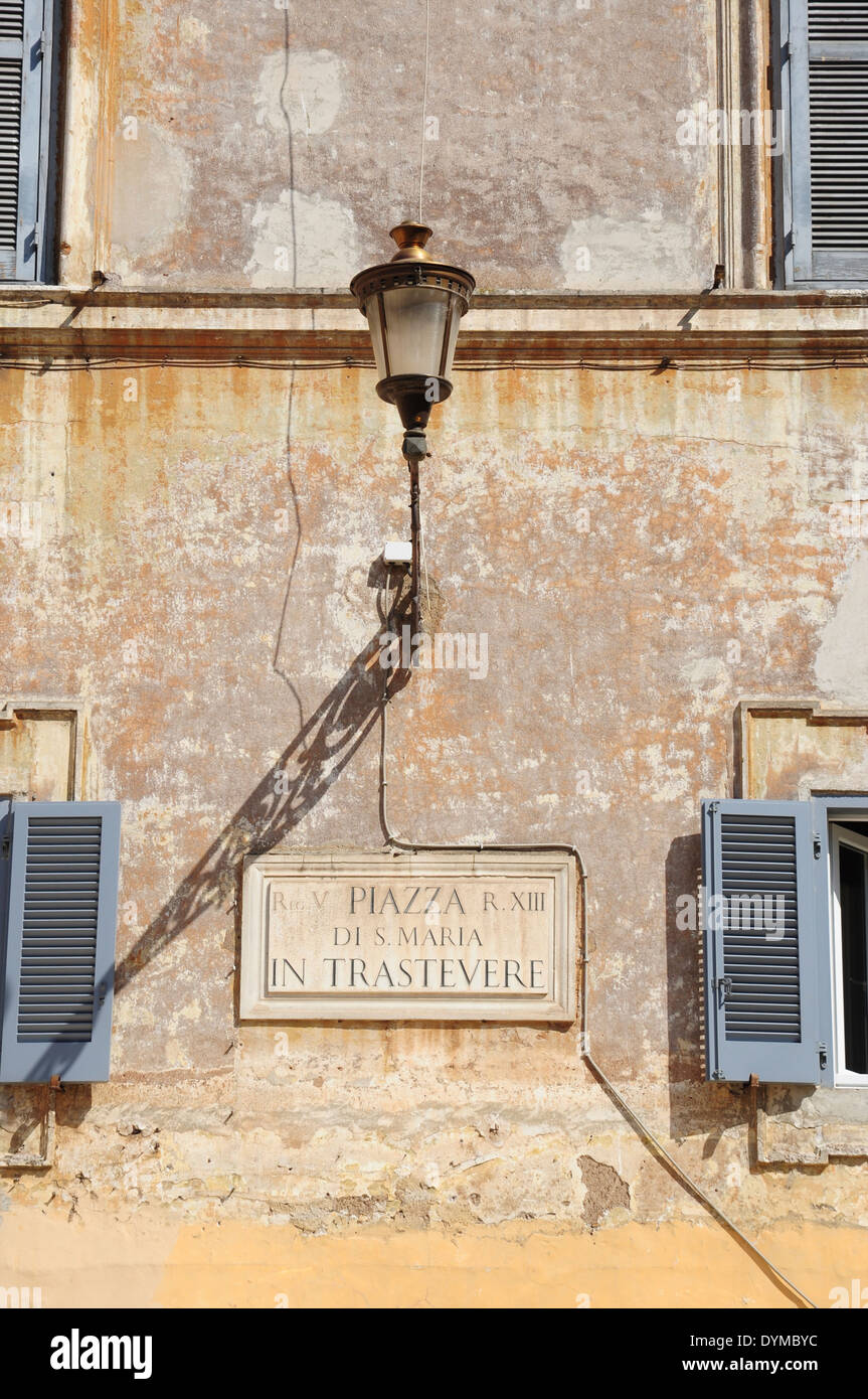 Wall lamp hi-res stock photography and images - Alamy
