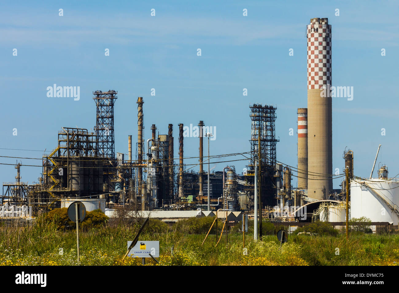 Gela eni hi-res stock photography and images - Alamy