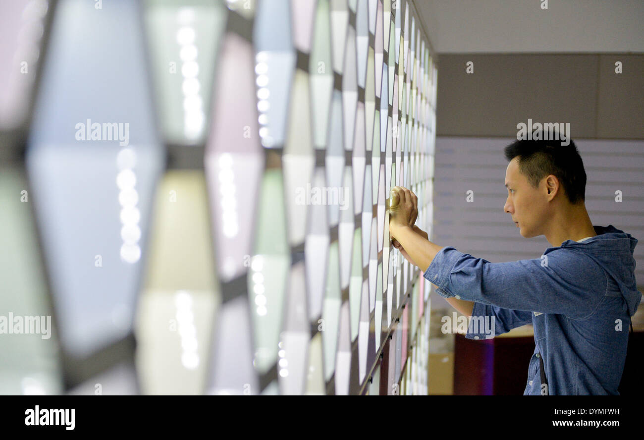 Changsha, China's Hunan Province. 22nd Apr, 2014. A visitor takes photo ...