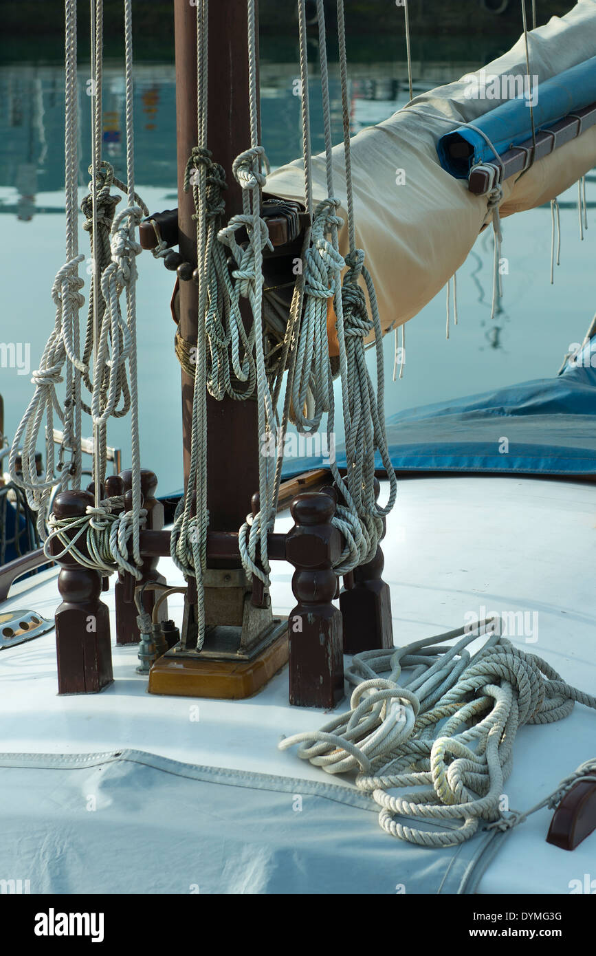 particular of the mast of a sailing boat Stock Photo - Alamy