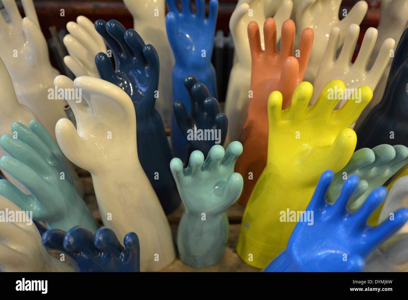 Jewelry display hands hi-res stock photography and images - Alamy