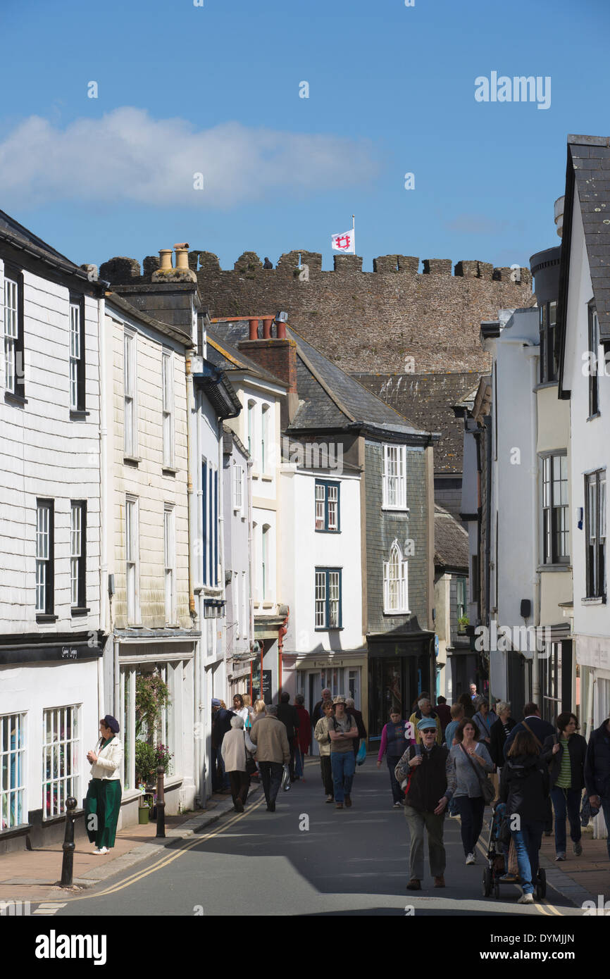 Totnes, small market town at the head of the estuary of the River Dart ...