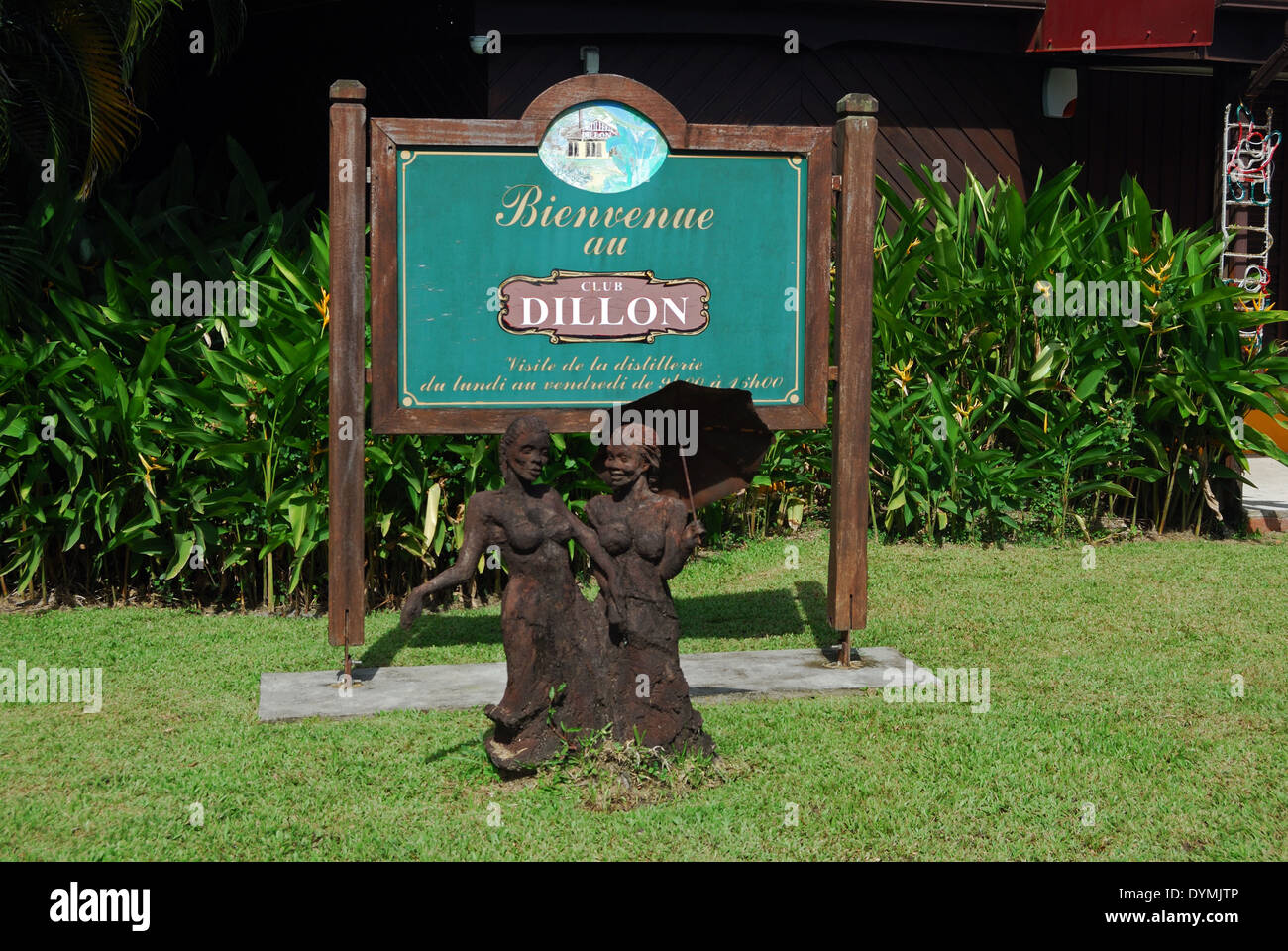 Dillon distillery welcome sign with statue in the foreground, Fort de ...