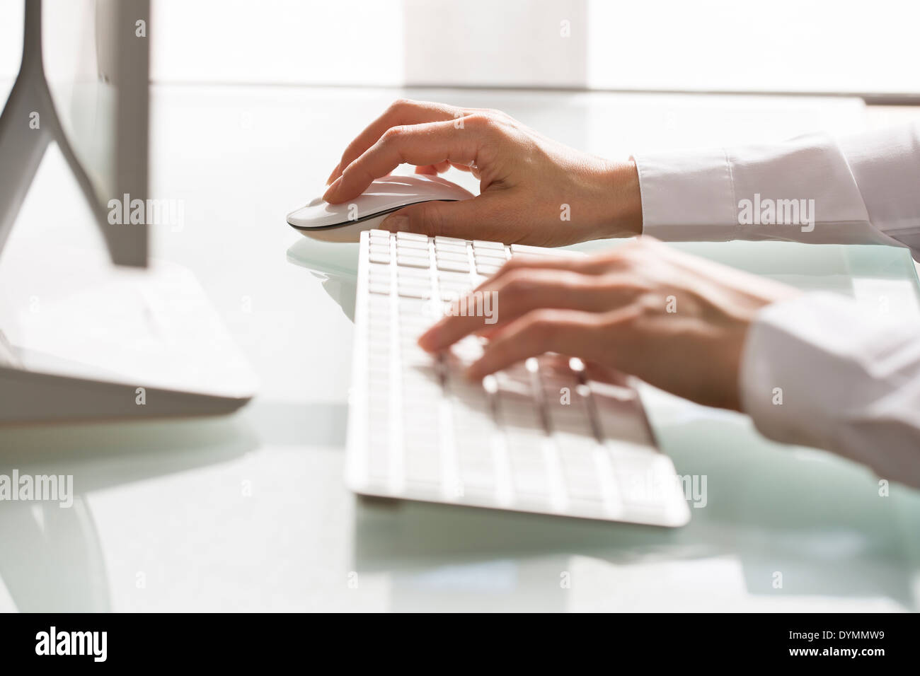 Office mouse desk hi-res stock photography and images - Alamy