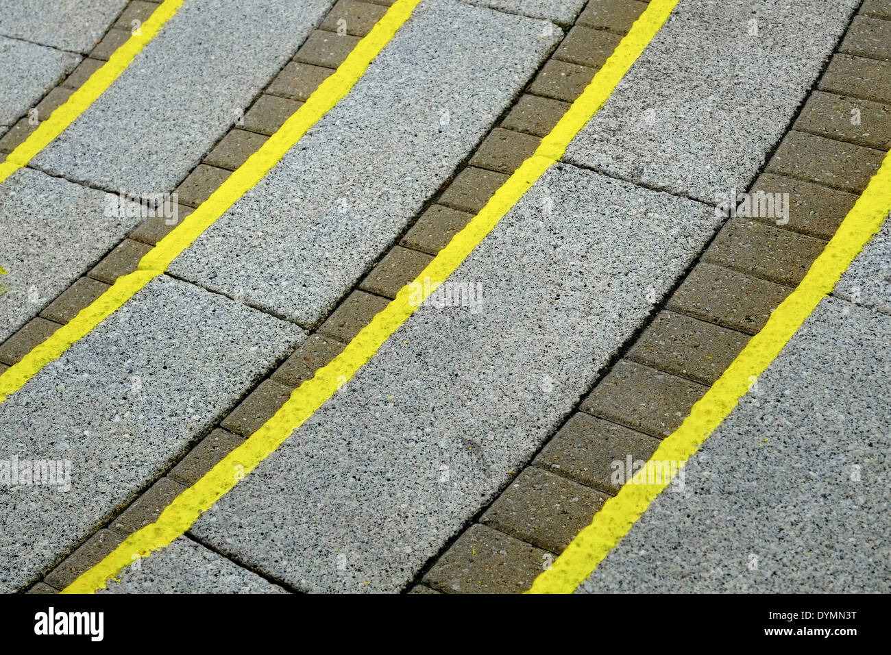 Yellow painted steps hi-res stock photography and images - Alamy