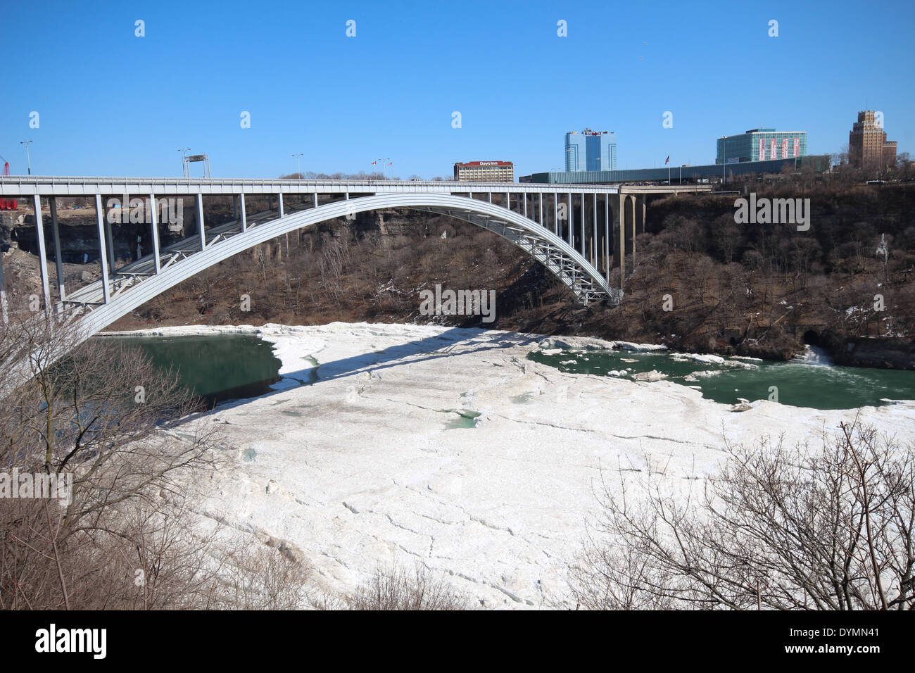 The Rainbow Bridge at Niagara Falls Stock Photo - Alamy