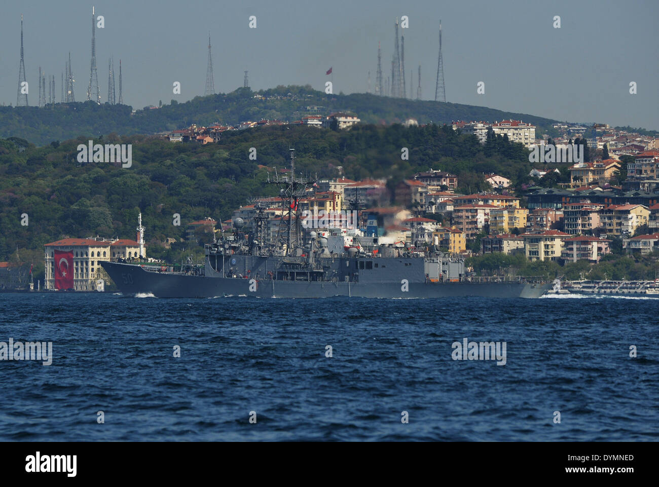 Istanbul. 22nd Apr, 2014. U.S. frigate USS Taylor passes through the ...