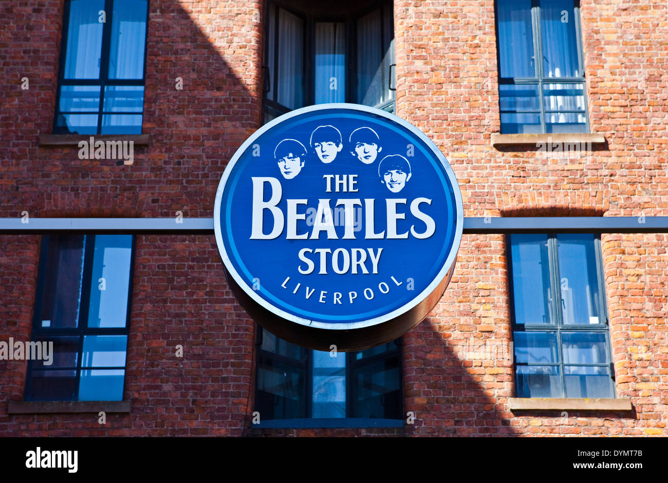Liverpool landmarks hi-res stock photography and images - Alamy