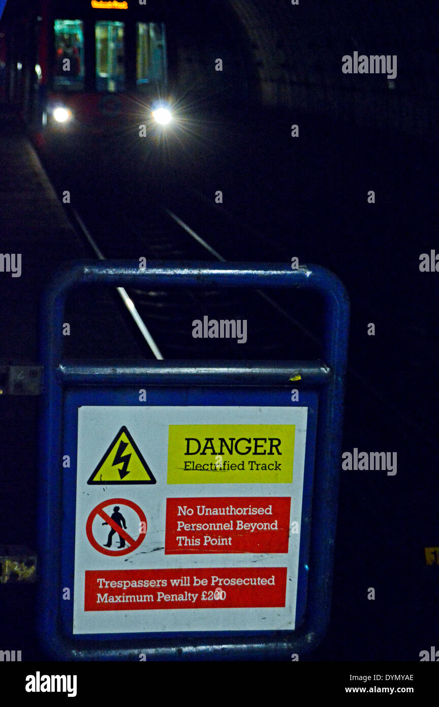 Danger sign at Bank Docklands Light Railway (DLR) Station platform ...