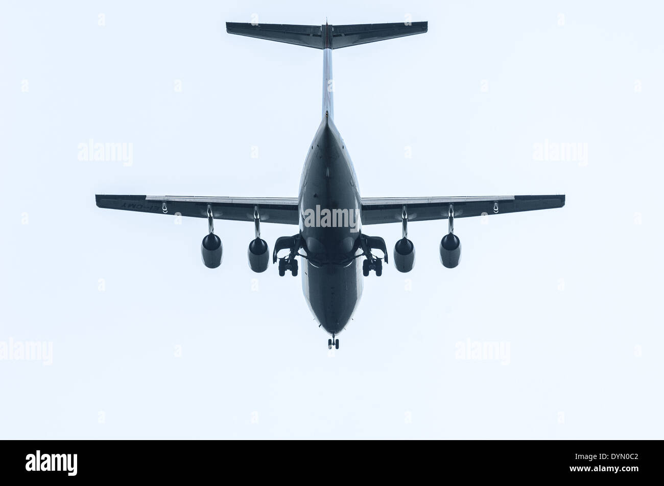 Clear aircraft hi-res stock photography and images - Alamy