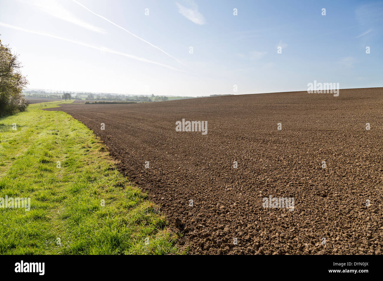 Tilled field hi-res stock photography and images - Alamy
