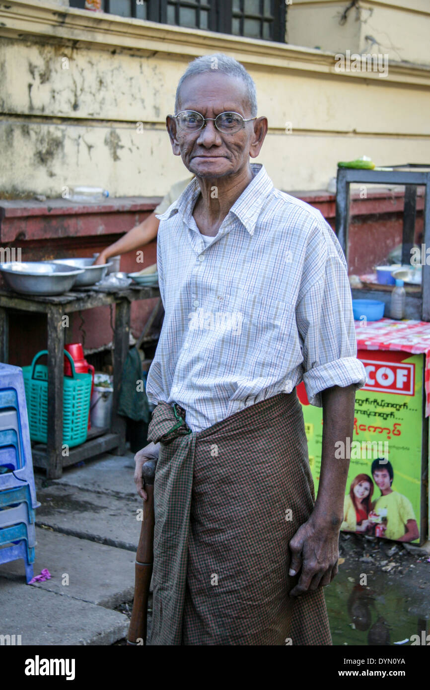 Old street seller hi-res stock photography and images - Alamy