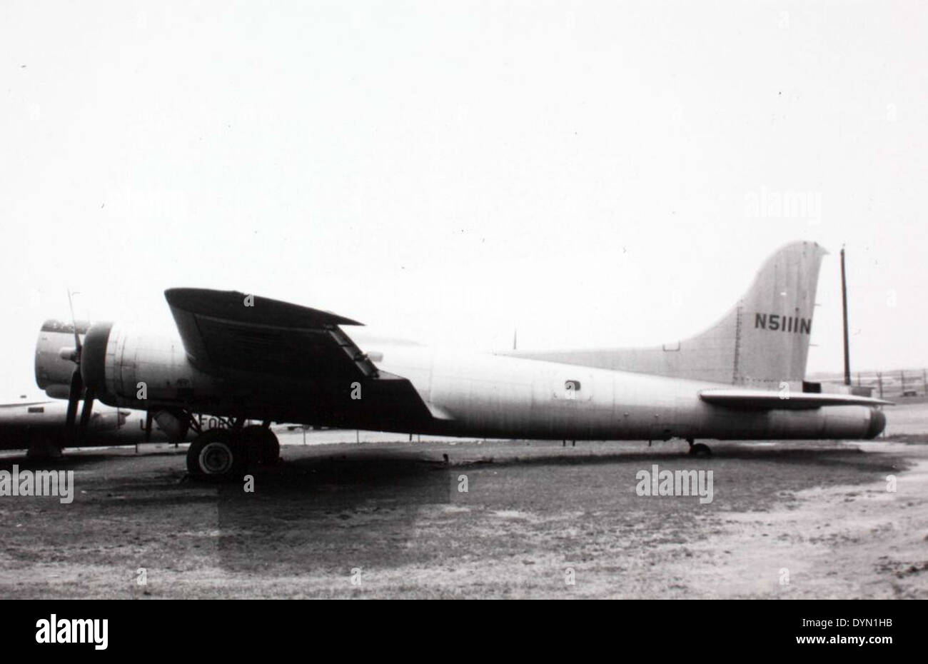 Boeing b 17g flying fortress hi-res stock photography and images - Alamy