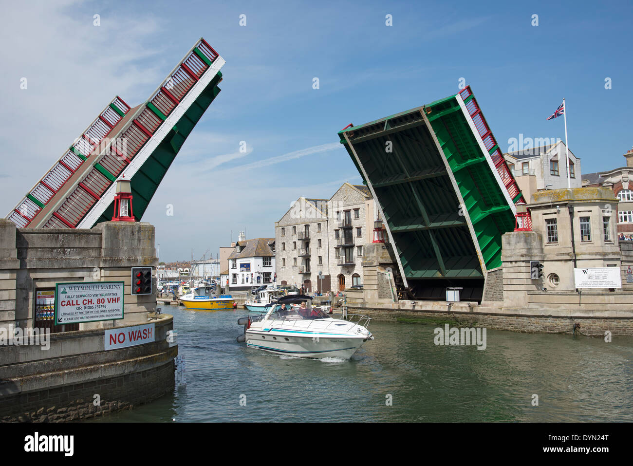 Weymouth Town Bridge a lifting bascole bridge. Dorset England UK Stock ...